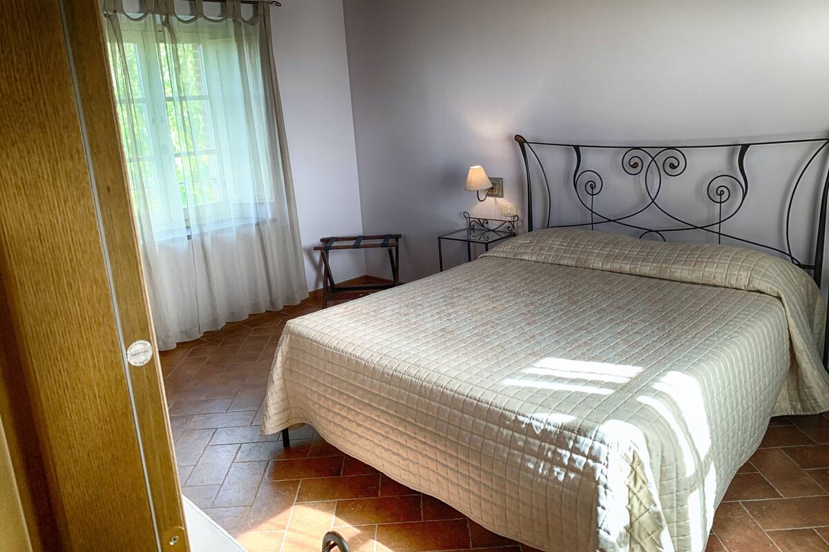 Suite Familiar, várias camas | Cofre no quarto, secretária, quartos insonorizados, Wi-fi grátis 
