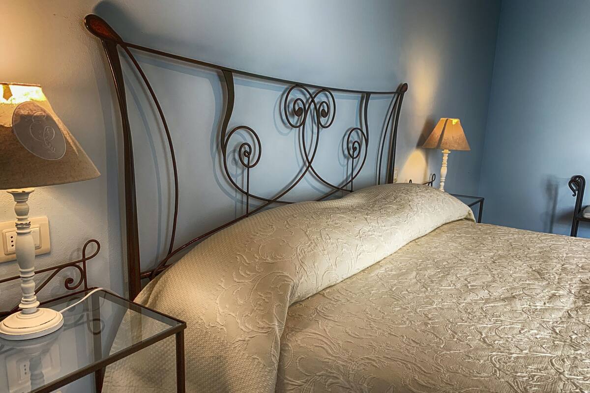 Suite Superior, 1 cama de casal | Cofre no quarto, secretária, quartos insonorizados, Wi-fi grátis 