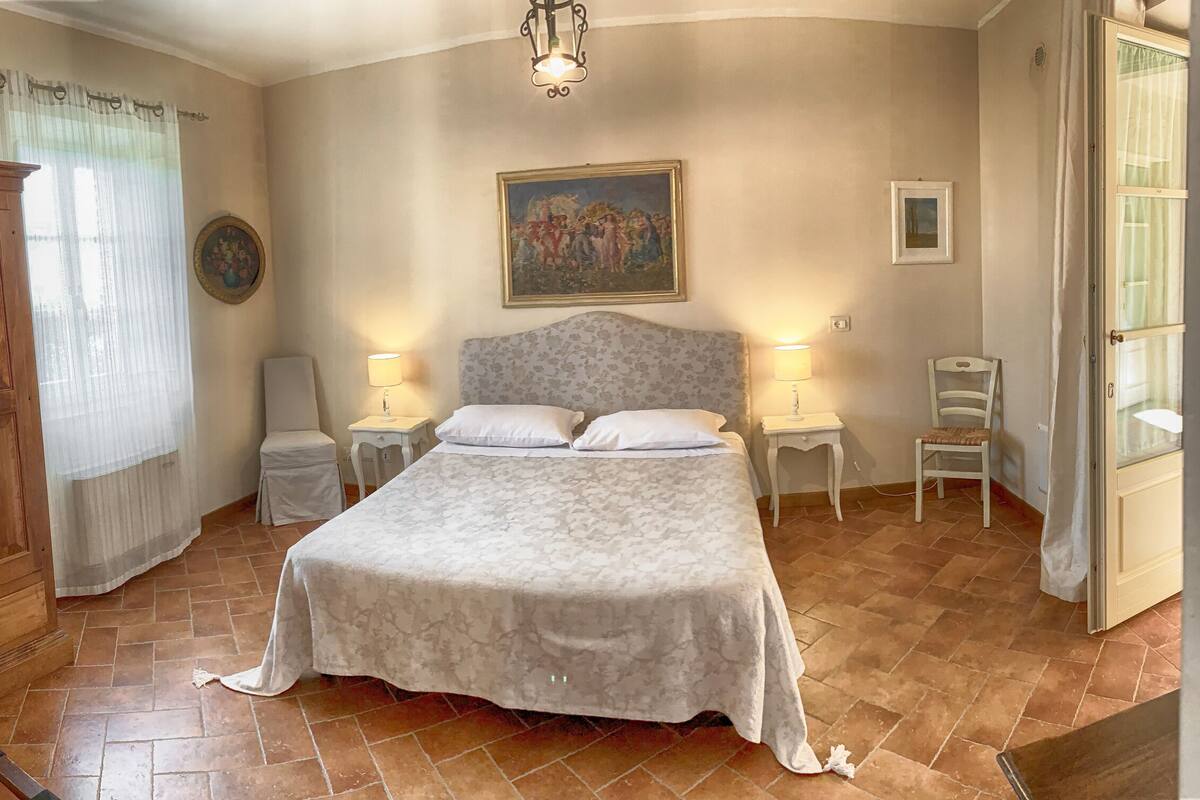 Cofre no quarto, secretária, quartos insonorizados, Wi-fi grátis 