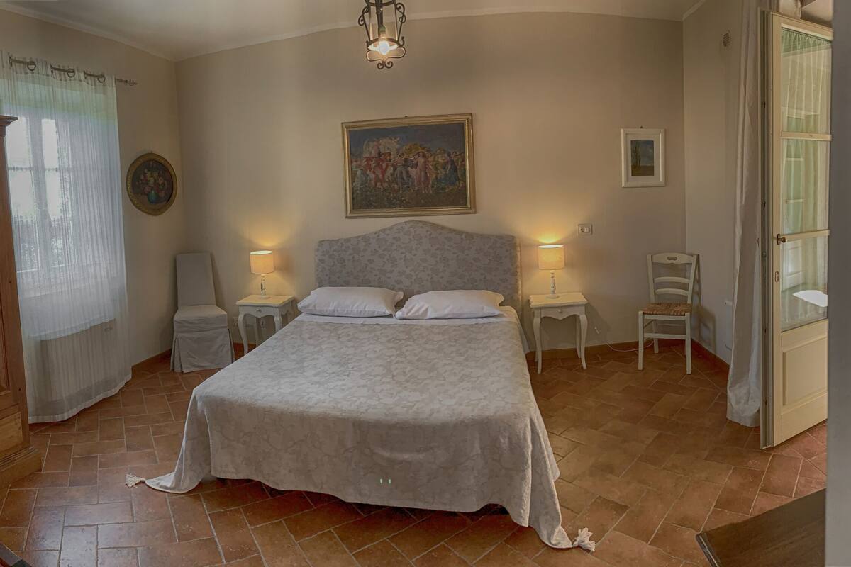 Cofre no quarto, secretária, quartos insonorizados, Wi-fi grátis 