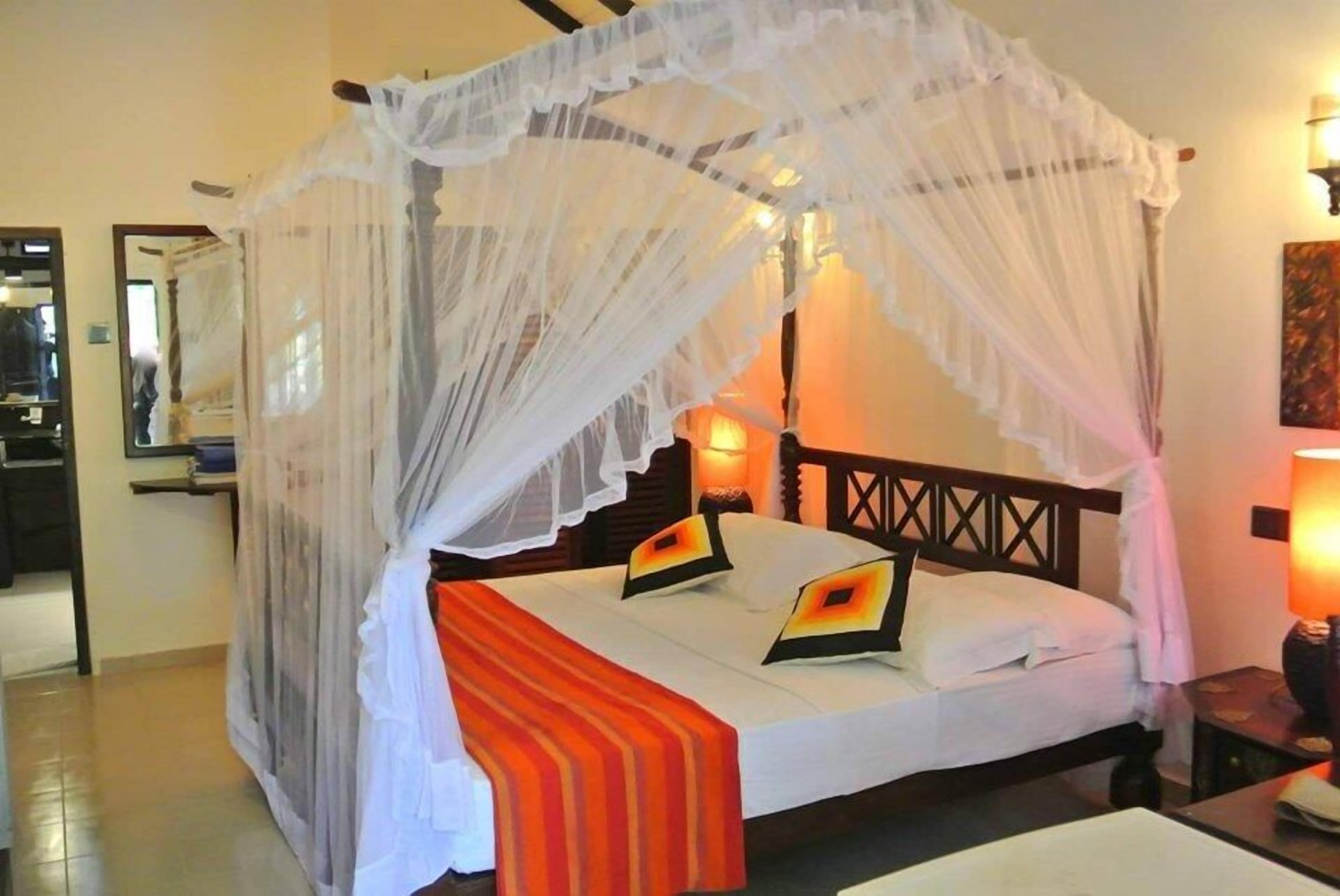 Deluxe Cabana | Minibar, cofre no quarto, secretária, Wi-fi grátis 