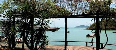 Perto da praia, toalhas de praia