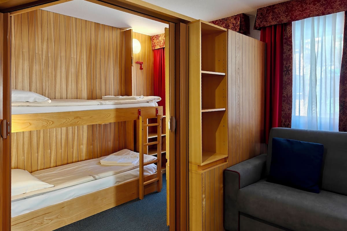 Suite | Roupa de alta qualidade, edredões de penas, minibar, secretária 