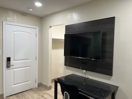 Quarto Standard, 1 cama king-size, não fumadores | Com mobília individualizada, secretária