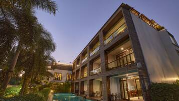 Fachada da propriedade