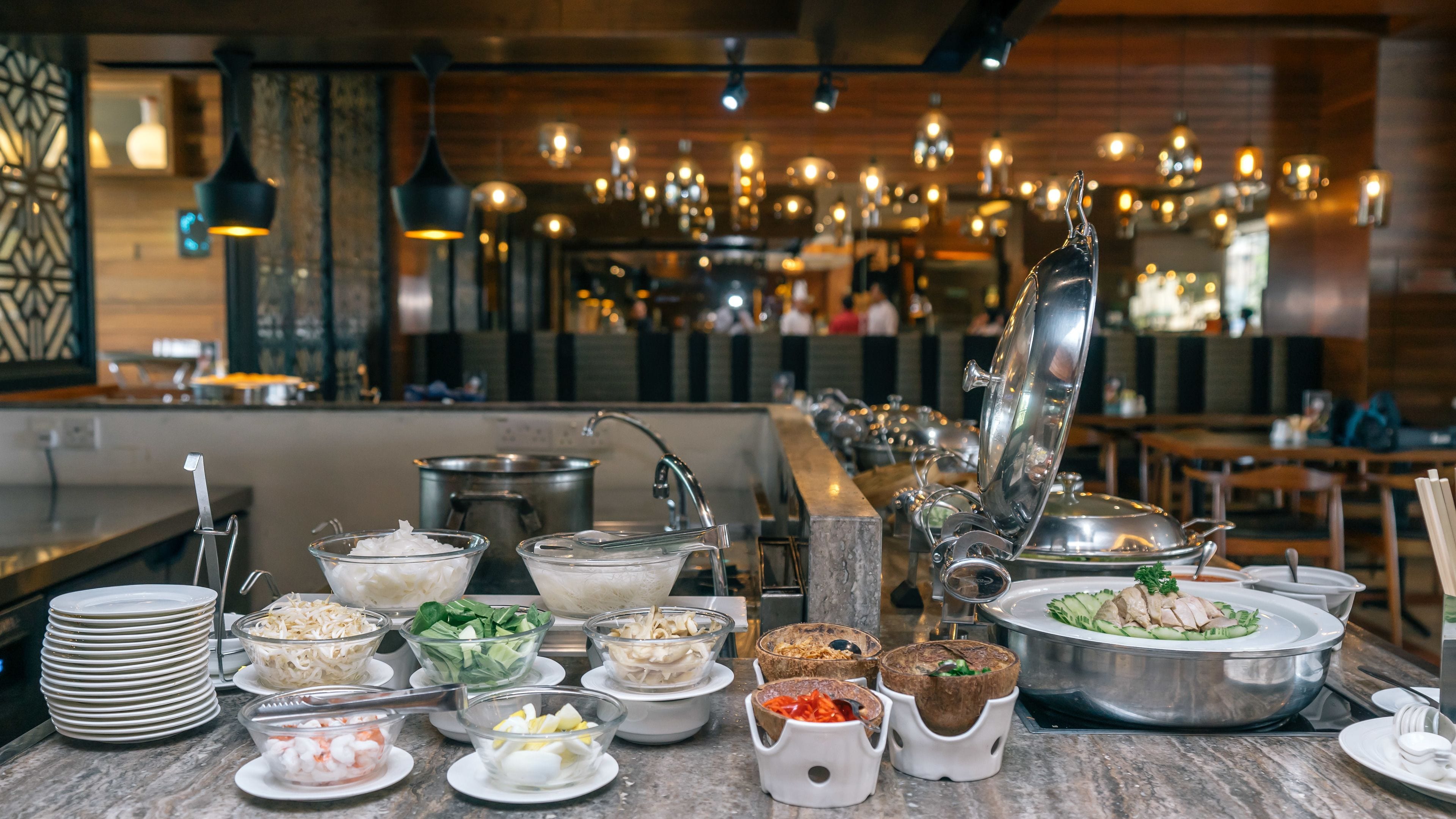 Café da manhã com buffet todos os dias mediante uma taxa