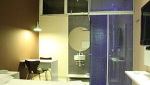 Quarto Twin de Luxo, 2 camas individuais | Comodidade do quarto