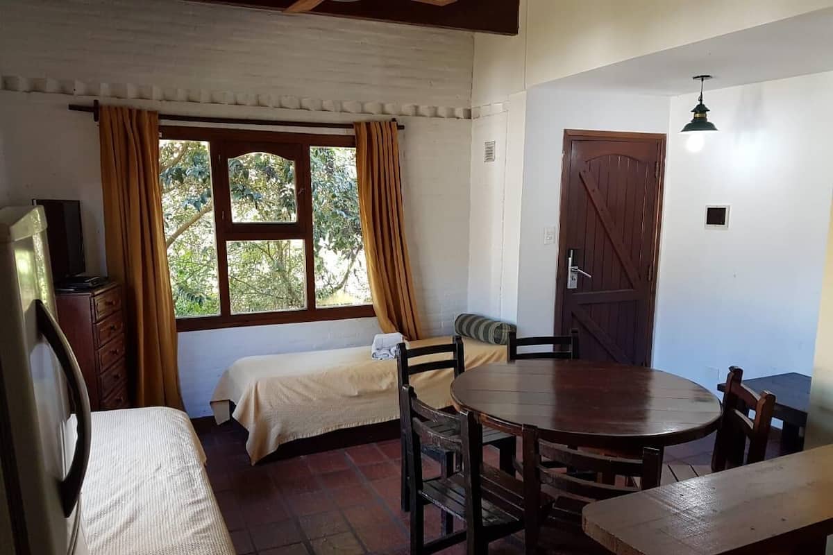 Cofres nos quartos, berços grátis