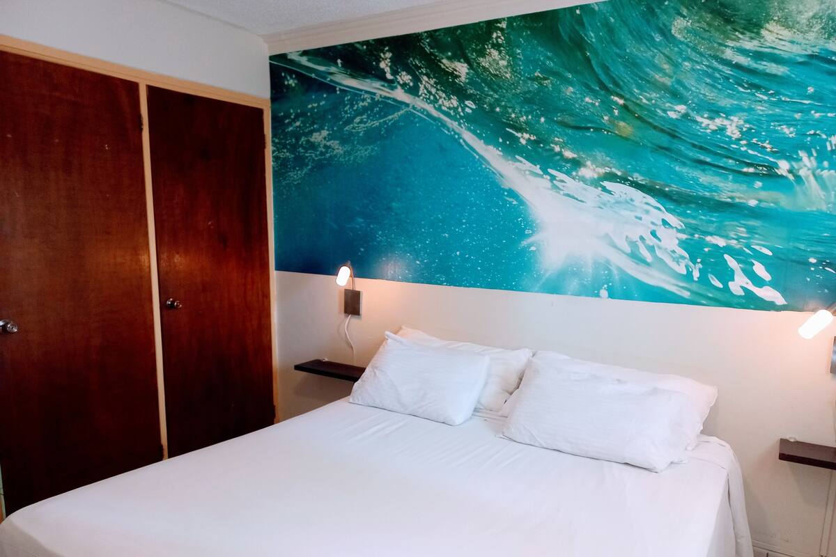 Standard King | Wi-fi grátis, roupa de cama fornecida 