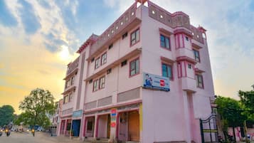 Escrivaninha, Wi-Fi de cortesia, acesso para cadeiras de rodas