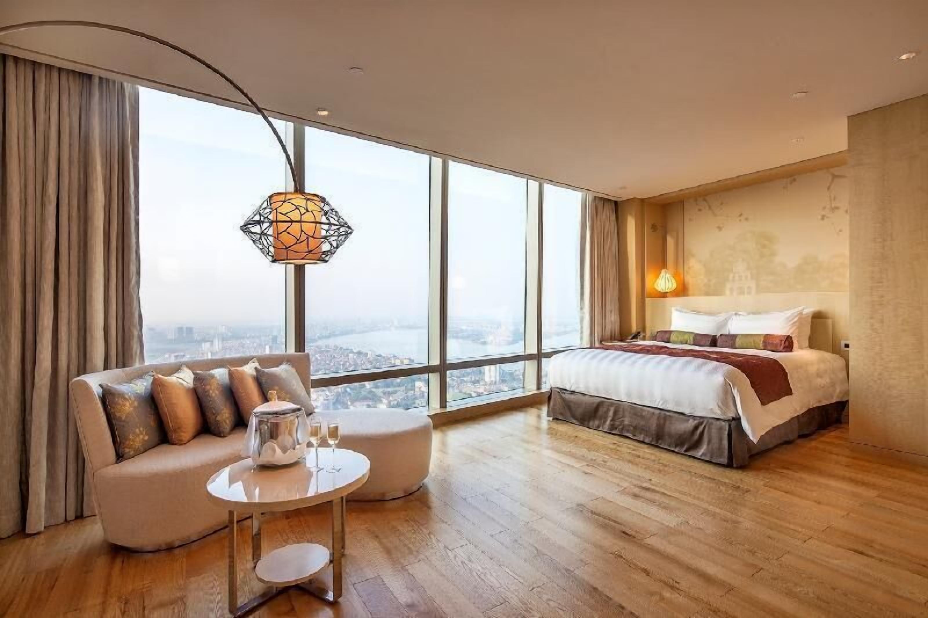 1 quarto, minibar, cofre no quarto, secretária 