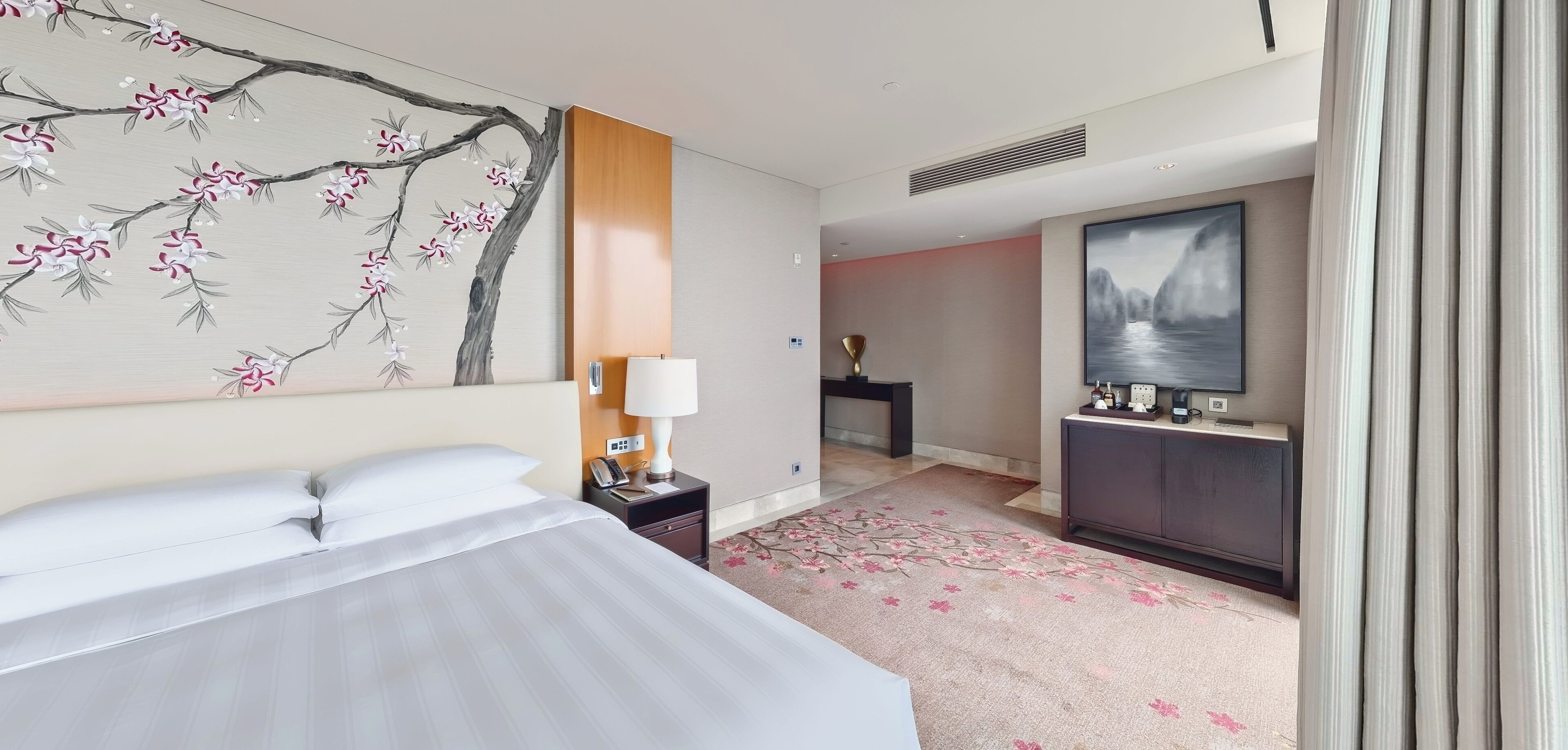 1 quarto, minibar, cofre no quarto, secretária 