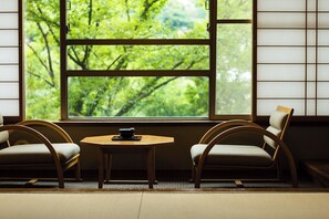 Quarto Tradicional (10 tatami mats, River) | Edredões de penas, cofre no quarto, Wi-fi grátis 