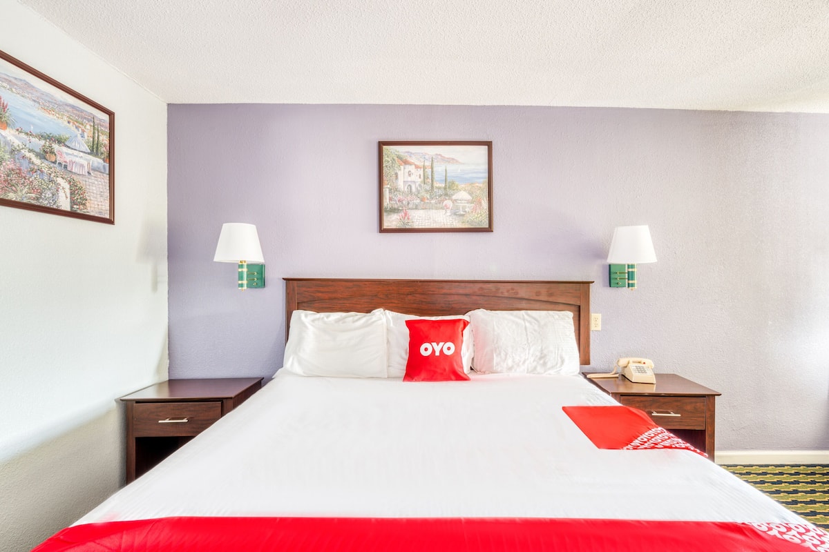 Escrivaninha, Wi-Fi de cortesia, roupa de cama