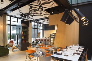 Café da manhã, almoço e jantar