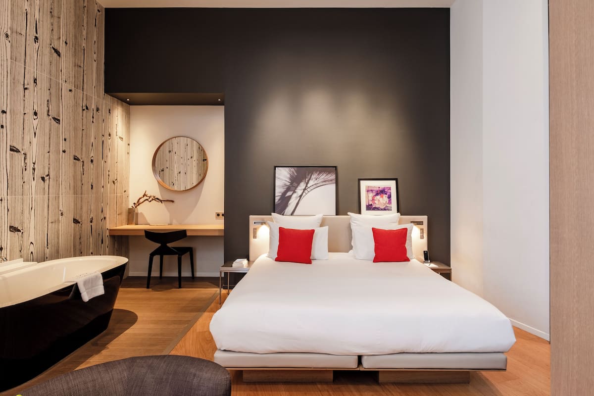 Quarto luxo | 1 quarto, roupas de cama antialérgicas, edredons de pluma