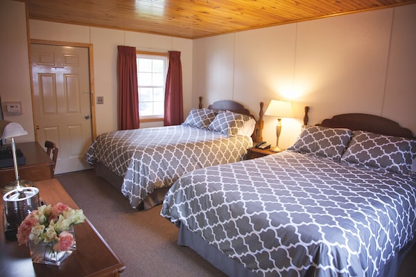 Blue Hill Lodge - State of New York