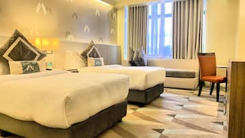 Quarto duplo superior | Roupas de cama premium, cofres nos quartos, individualmente decorados