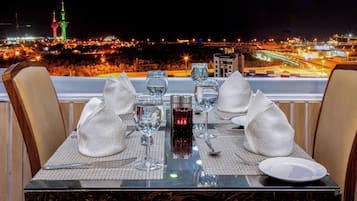 Serviço de café da manhã, vistas para o mar