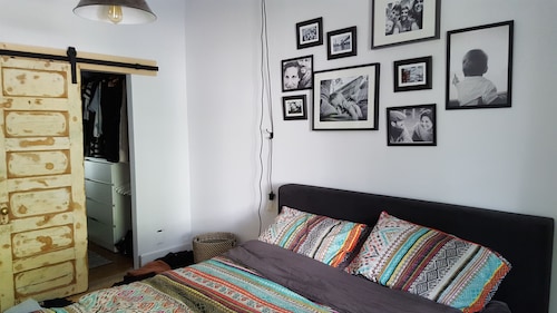 Maison Familiale En Plein Coeur De Montreal - Montréal, QC