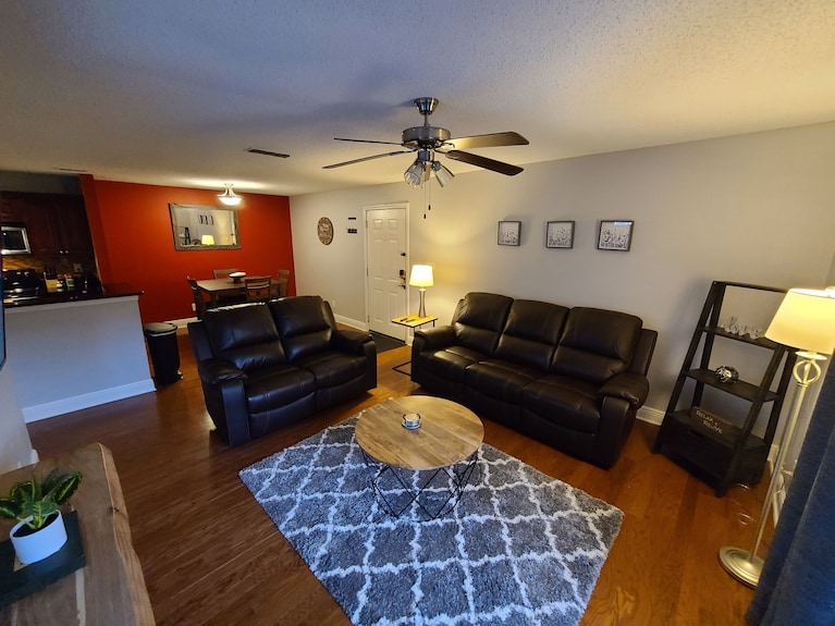 A Quiet Condo In Atlanta W/ Balcony 1king 1 Queen 2 Twins 1 Qu Air Mattress - Roswell, GA