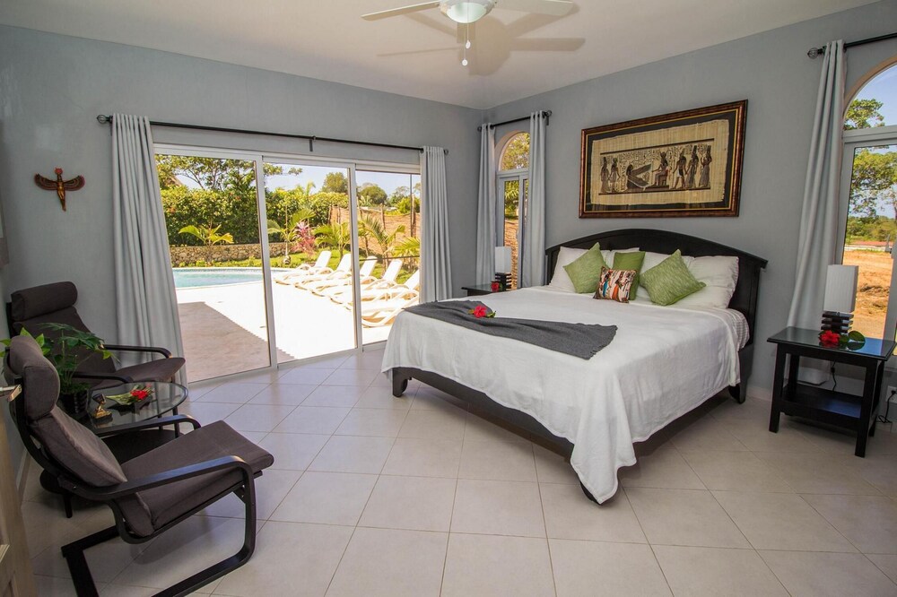 Xtra large party villa in Sosua, custom-design home in luxury gated ...