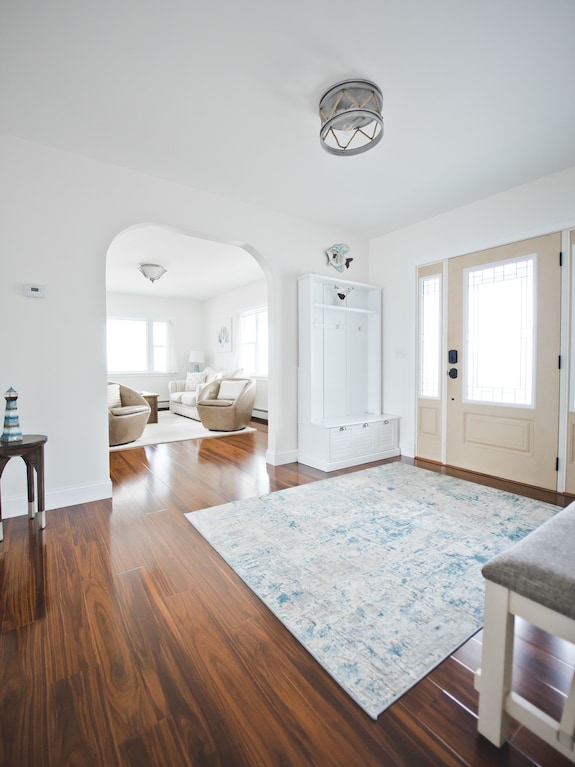 Beachfront W/ Hot Tub, Sauna, Pool, Fire Pits, Grill & Panoramic Views - Massachusetts