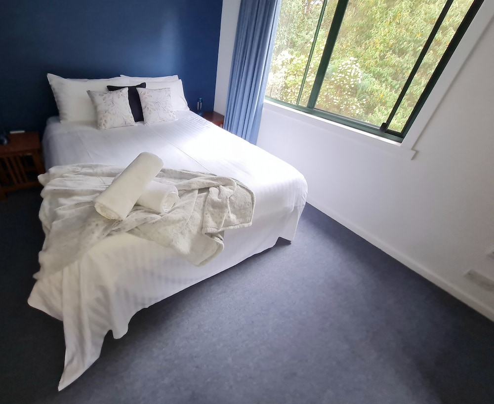 Family Sized Forest Cabin With Outdoor Bath, Fire, Only 50 Minutes From Hobart - Bruny Island