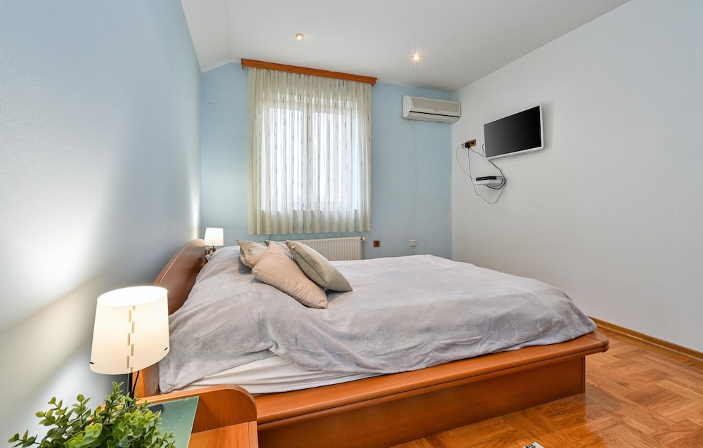 Casa Accogliente A Turnisce Con Jacuzzi - Zlatar