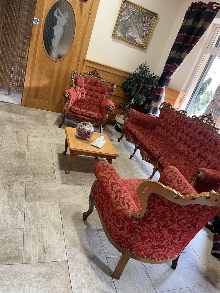 The Hedges Hotel - Northern Ireland