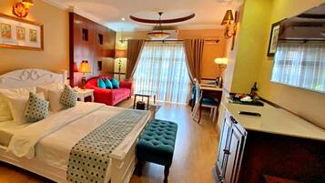 Quarto Duplo Executivo, 1 cama queen-size, não fumadores, Vista para a cidade | Lençóis de algodão egípcio, roupa de alta qualidade