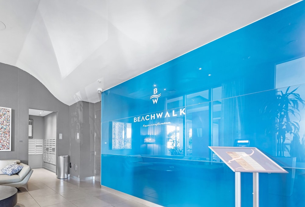 ★★★★★Dream-sky Mansion. 3dbr/3ba Luxury Penthouse. Ocean View. 5 Min To Ocean. - Hallandale Beach, FL