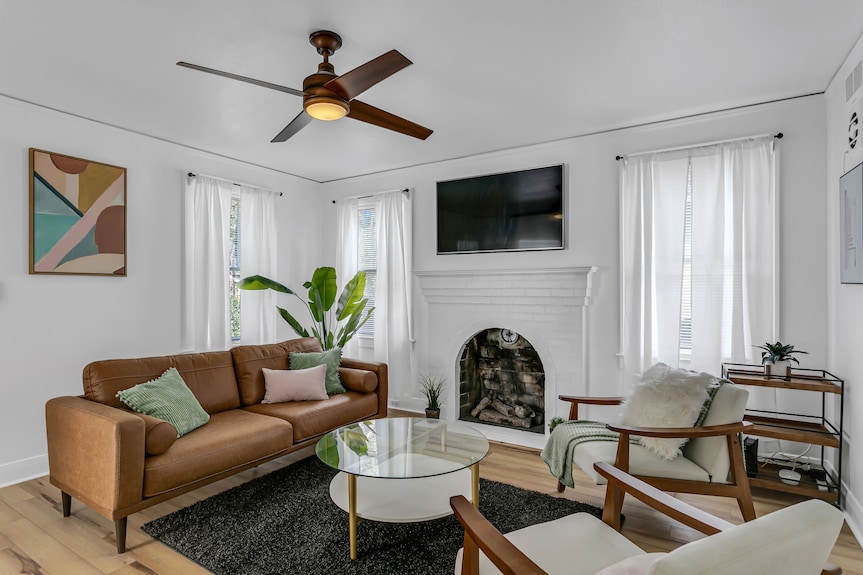 "Suite Spot" Bungalow Close To Downtown And Foodie Hotspots - Tampa, FL