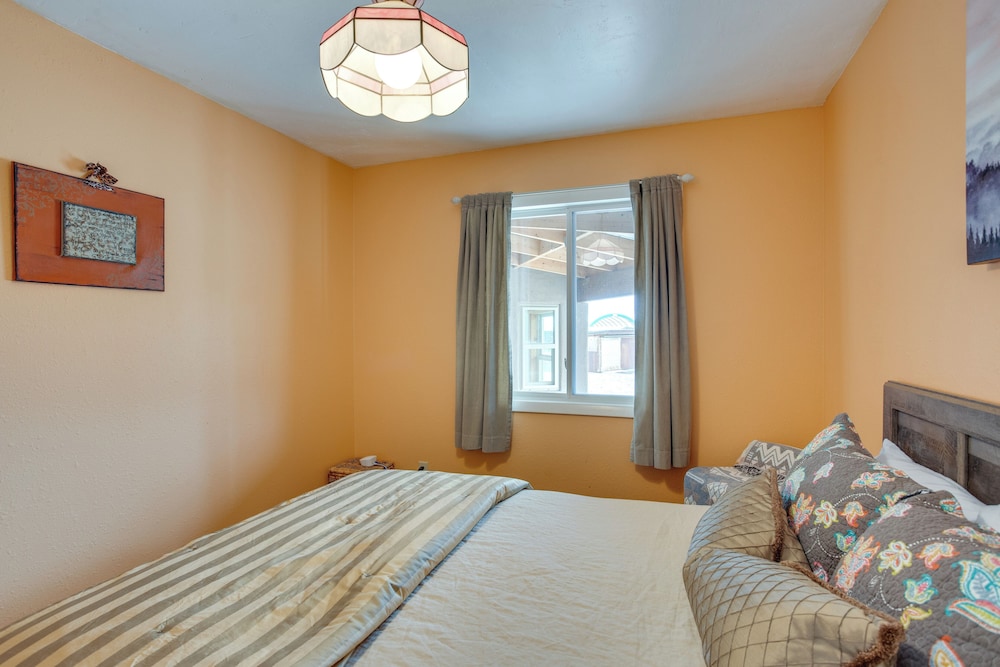 Montrose Family Home w/ Yard & Fruit Trees! - Montrose County | Vrbo