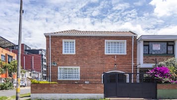 Fachada da propriedade