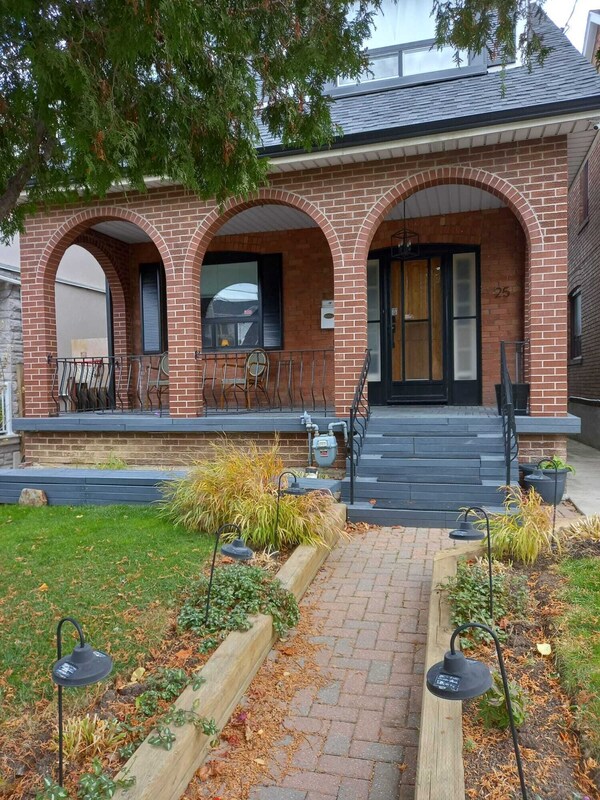 Functional Family Home In Corso Italia - Toronto