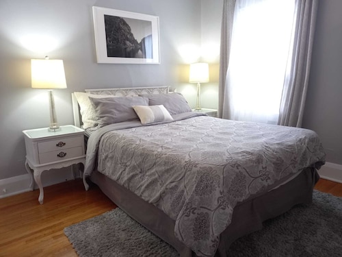 Functional Family Home In Corso Italia - Toronto, ON