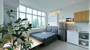 Quarto Duplo de Luxo | Com decoração personalizada, com mobília individualizada, secretária