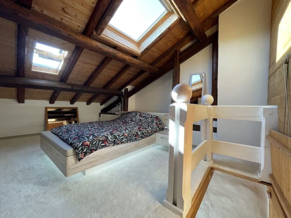 Spacious Bozel House Near Slopes - Courchevel 1850