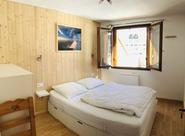 T3 Lumineux + Grande Terrasse/200m Des Pistes - Briançon