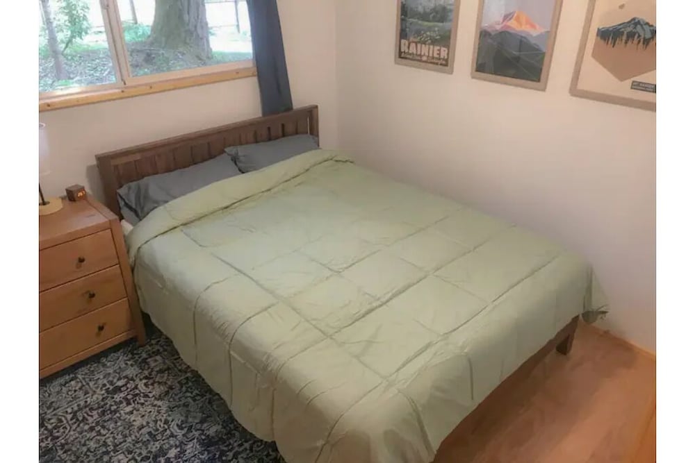 Tilted Timbers | Cabin | Hot Tub | Wifi - Ashford, WA