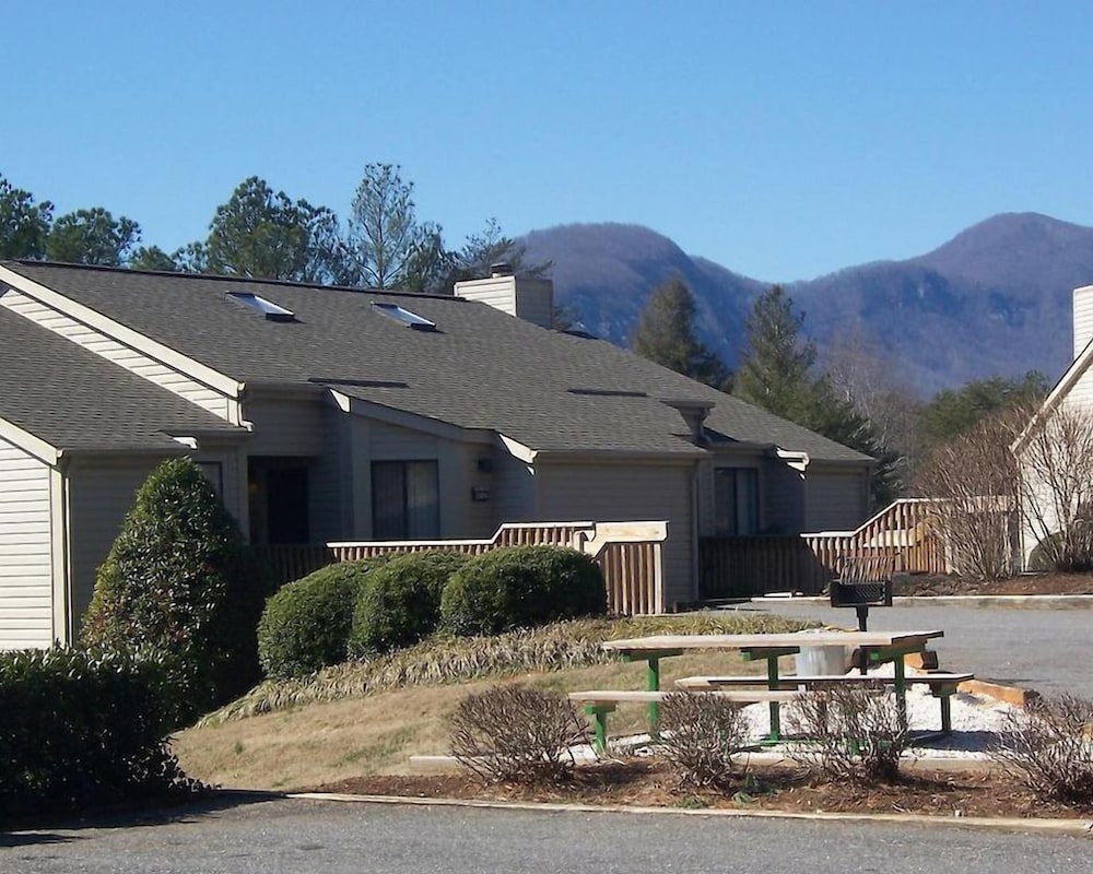 Fairways Of The Mountains - Lake Lure, NC