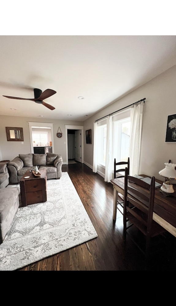 Cedars Rest Cabin - Virginia