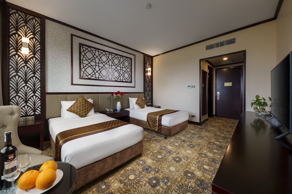 1 quarto, roupas de cama premium, cofres nos quartos, escrivaninha