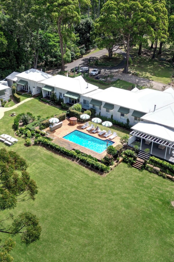 Verandah House Country Estate - Tamborine Mountain