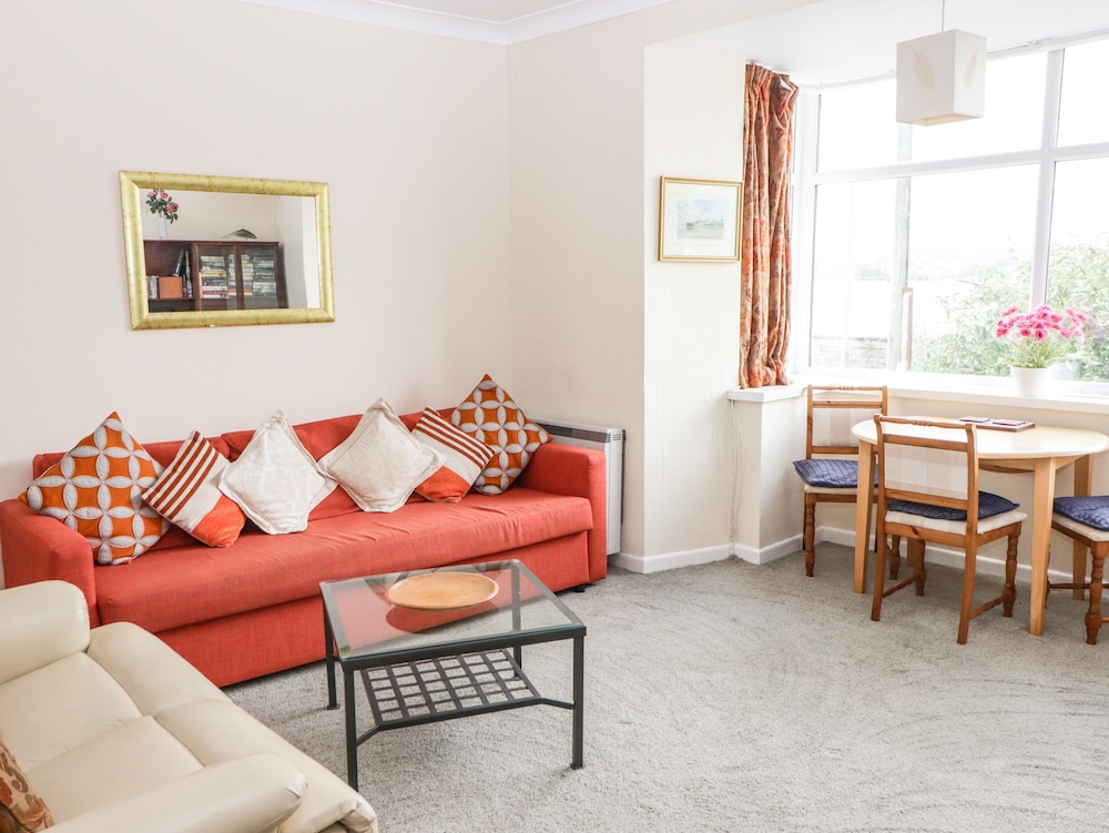 Gwylan Apartment - Tenby