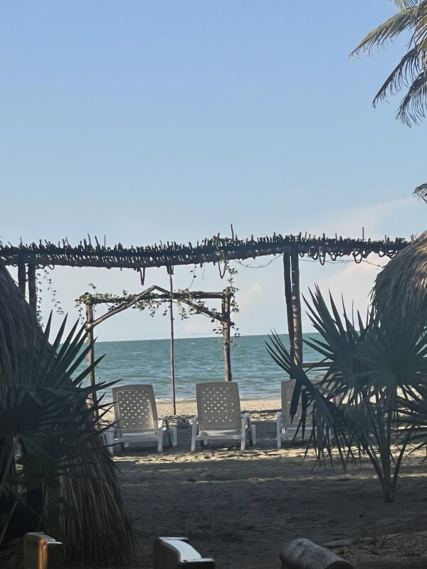 Alanacasadeplaya - Córdoba, Colombia