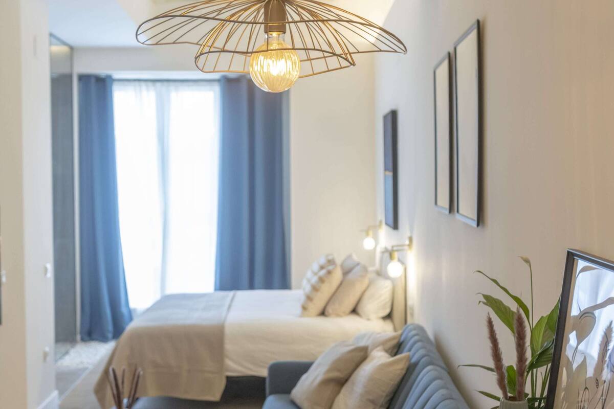 Suite Deluxe (1) | 1 quarto, cortinas/cortinados opacos, ferro/tábua de engomar 