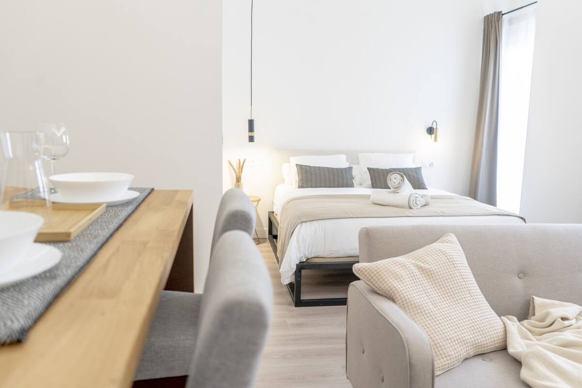 Suite Executiva, vista para a piscina (8) | 1 quarto, cortinas/cortinados opacos, ferro/tábua de engomar 