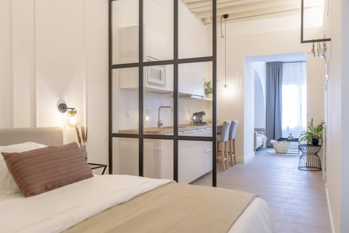 Suite Deluxe (2) | 1 quarto, cortinas/cortinados opacos, ferro/tábua de engomar 